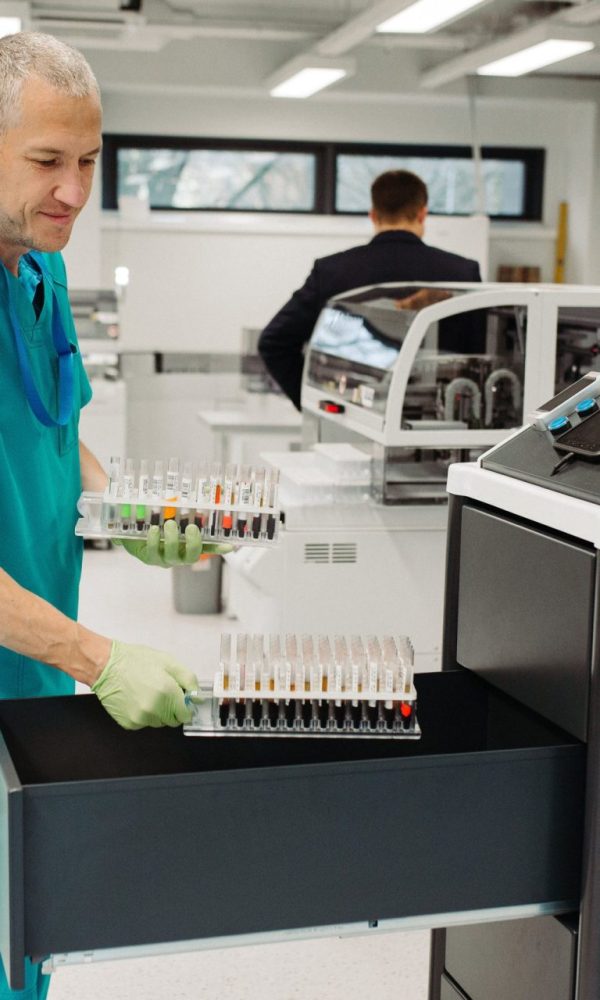 What is Lab Automation? - NovaticLab